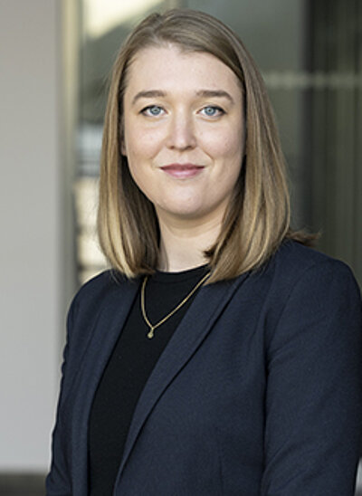 Inga Bach - Rechtsanwältin, LL.M. (London), LL.B.